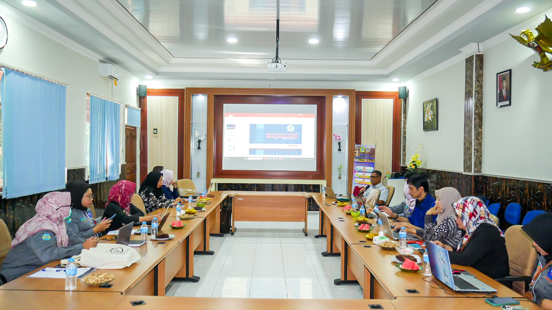 RAPAT PROGRAM KERJA TAHUN 2024 BIDANG KEMAHASISWAAN UNW